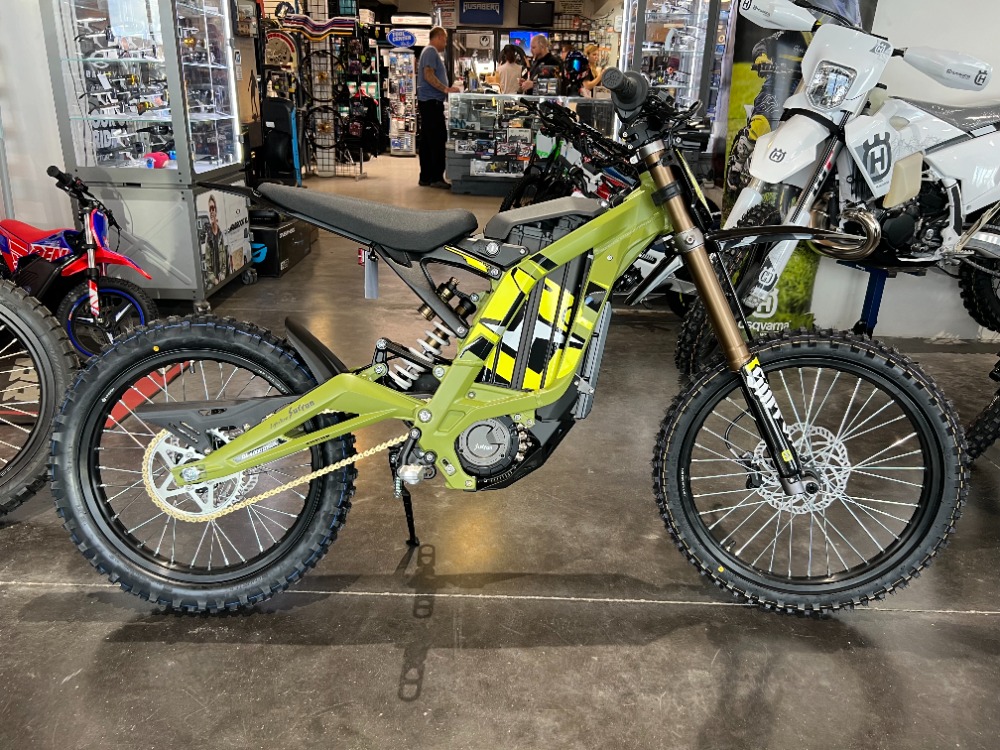 2025 Surron Light Bee X - Green - Screwie Lewie's Motorsports